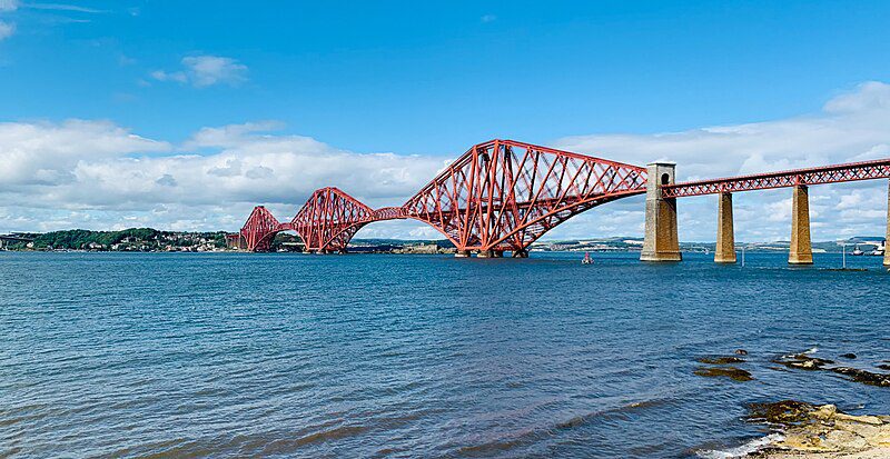 Painting the Forth: The Story of an Endless Task - edinburgh-future.com