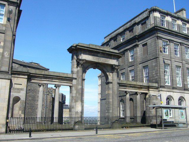 The Story of Edinburgh's Regent Bridge - edinburgh-future.com
