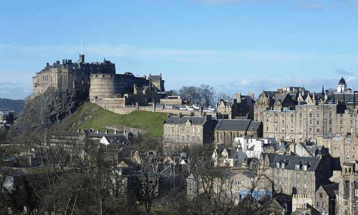 The History of Edinburgh Castle: A Fortress that Witnessed Centuries of ...
